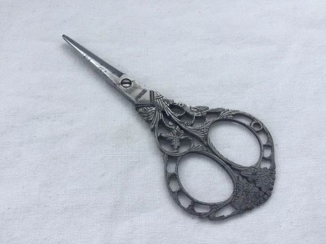 ANTIQUE PERFORATED CUT Steel Bird Design Italian Gambinossi Needlework ...