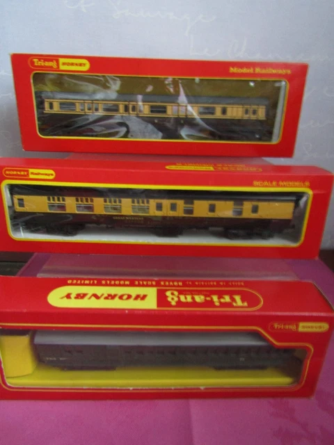 3 BOXED TRIANG Hornby Coaches R.27 GWR Brake Coach R.743 GWR & R.620 ...