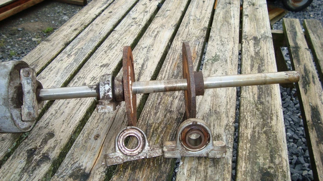 PICADOR SPINDLE PLUMMER Blocks Bearings shaft & collars & 6" flat ...