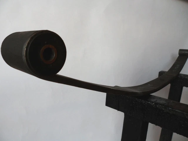 IVECO DAILY 35 model single leaf rear spring to 2006 (fits under axle ...