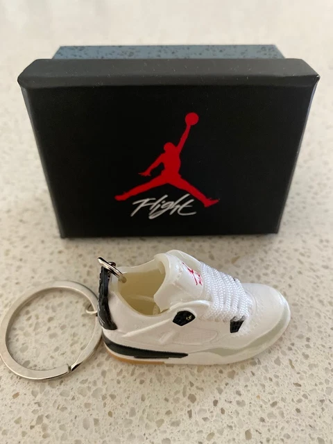 NIKE AIR JORDAN 4 Retro Sb-(White Black)-3D Sneaker Keychain With Box ...