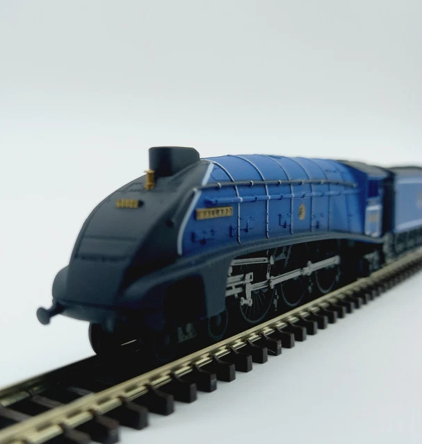 N GAUGE SCALE LNER 60022 Mallard Steam Locomotive Train Model Railway £ ...