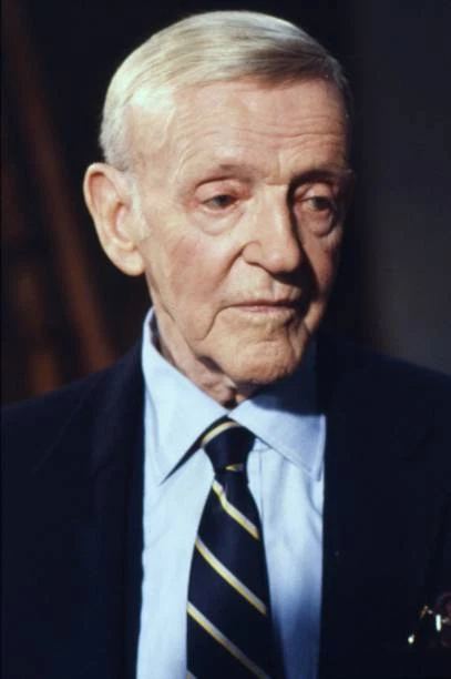 ENTERTAINER FRED ASTAIRE attends an event in 1983 in LA Old Photo 1 $9. ...