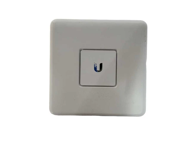 UBIQUITI NETWORKS UNIFI Security Gateway, Model: USG, Factory Reset Q ...