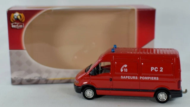 SOLIDO 2167 RENAULT Master Fire Emergency Vehicle Diecast Model £19.99 ...