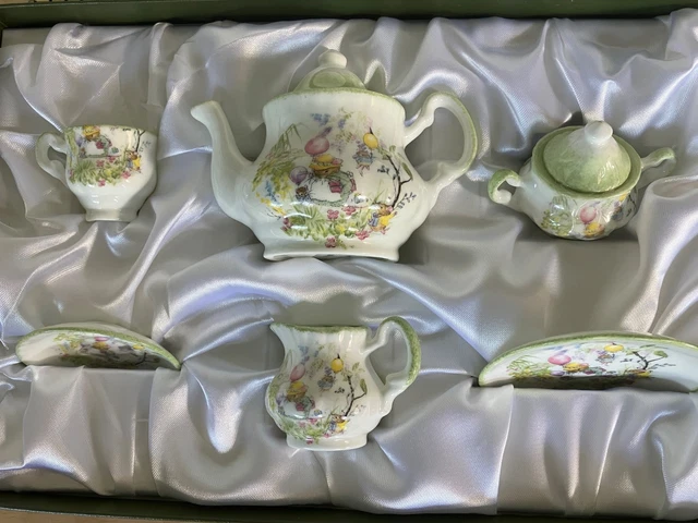 HARRODS DOLLS/MINIATURE FINE Bone China Tea Set in box - unused ...