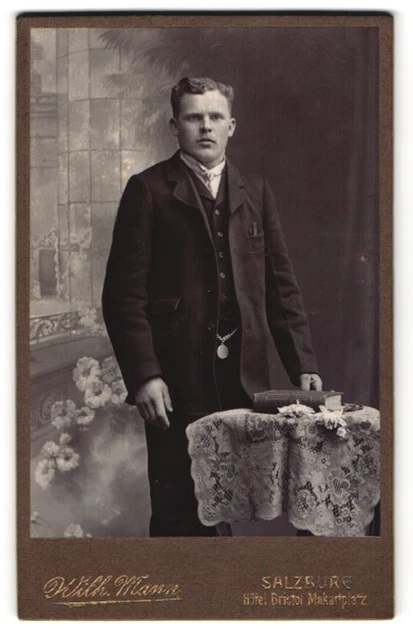 FOTOGRAFIE WILHELM MANN, Salzburg, Makartplatz, Bürgerlicher Herr im ...