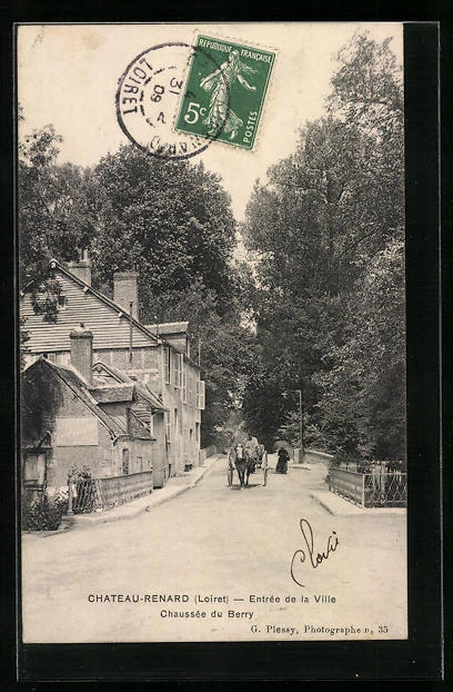 CPA CHATEAU-RENARD, ENTRÉE de la Ville, Chaussée du Berry 1909 EUR 7,00 - PicClick FR
