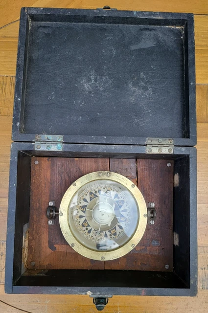 VINTAGE SESTREL DEAD-BEAT Ships Compass In Case - H. Hughes & Son Ltd ...