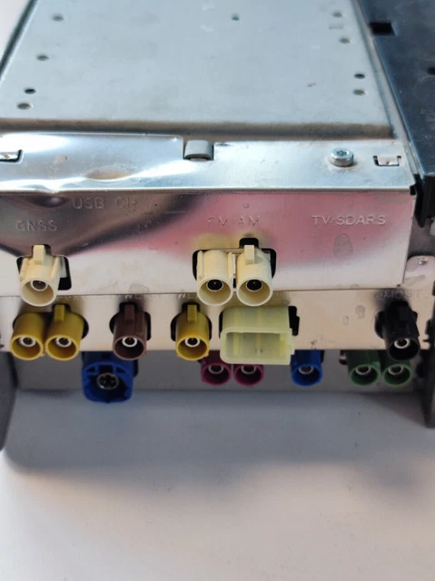 ORIGINAL MERCEDES-BENZ CONTROL Unit Radio With Hard Disk Without $274. ...