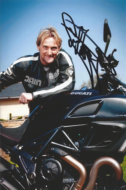 CARL FOGARTY SIGNED Photo World Superbikes Champion Ducati Foggy AFTAL ...