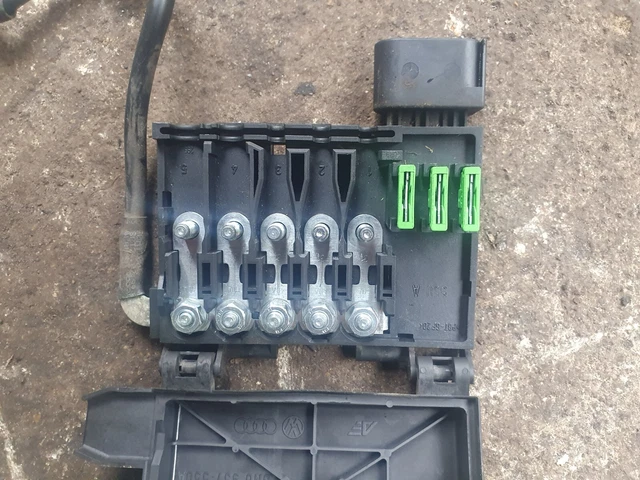 1998-2005 AUDI TT Mk1 8N Engine Bay Battery Top Fuse Box 8N0937550A 180 ...