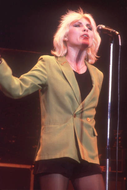 SINGER DEBBIE HARRY Of The New Wave Pop Band Blondie 1980s OLD PHOTO 1 EUR 6,67 - PicClick FR