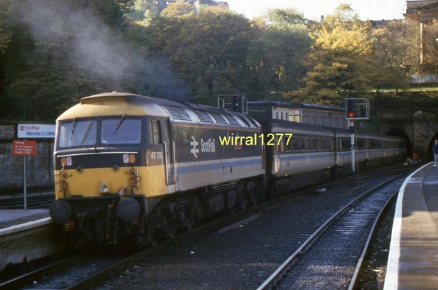 ORIGINAL RAILWAY SLIDE Class 47 47702 leaving Edinburgh 24.10.87 £2.99 ...