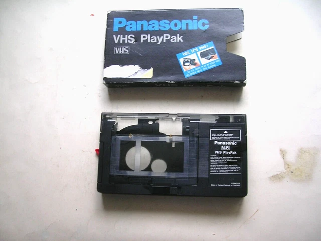 PANASONIC VHS PLAYPAK VHS-C to VHS Motorized VHS Cassette Adapter EUR ...