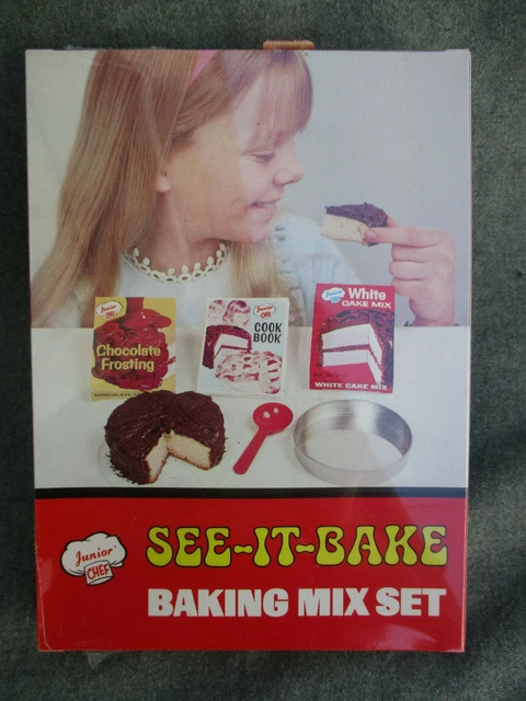 VINTAGE 1970S JUNIOR CHEF SEE-IT-BAKE (EASY BAKE OVEN STYLE) CAKE MIX ...