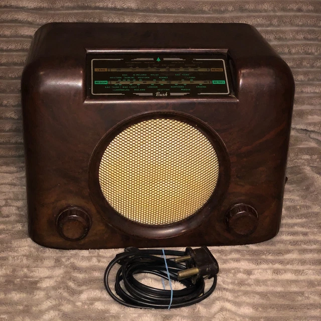 RARE VINTAGE BUSH DAC90A Bakelite Radio 1950s - Untested and Non ...