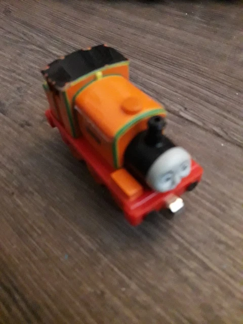 BILLY - THOMAS the Tank Engine toy train - Die-cast Metal Magnetic £5. ...