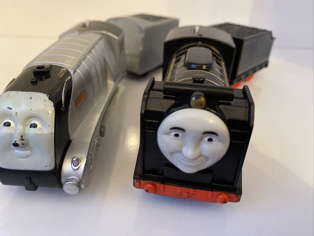 TRACKMASTER REVOLUTION THOMAS the tank engine battery trains Spencer ...