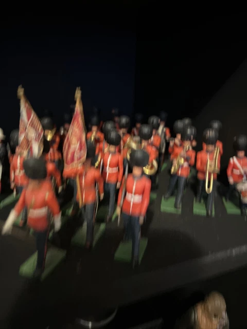 MIXED LOT OF Vtg Britains Eyes Right Plastic Marching Band Figures £23. ...