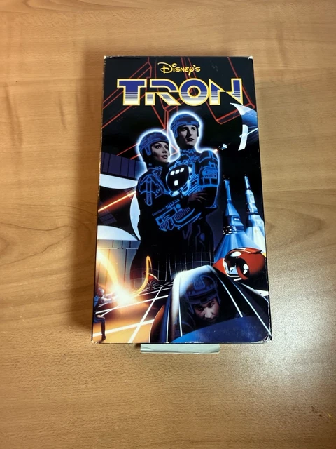 TRON VHS TAPE 1982 Sci Fi Walt Disney Home Video Jeff Bridges Bruce ...