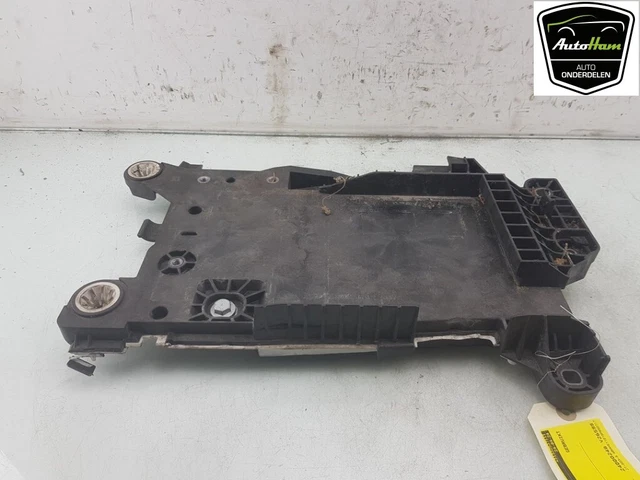 BAC A BATTERIE Battery Box Bmw X1 (F48) 2016 61217641797 EUR 24,00 ...