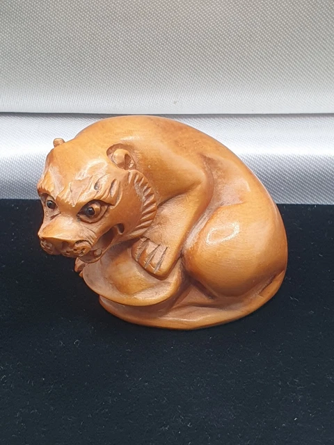 ANTIQUE VINTAGE SIGNED Japanese Carved Wooden Netsuke Tiger £59.95 ...