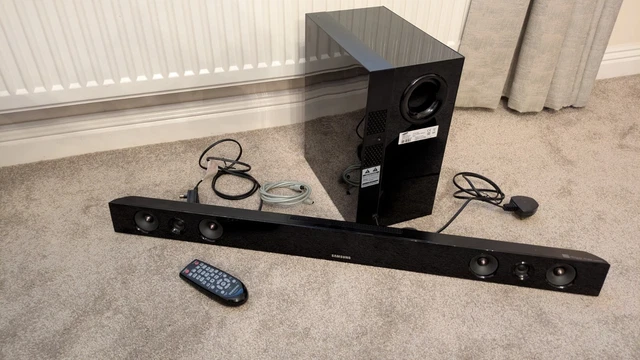 SAMSUNG SOUND BAR & Subwoofer hw-f450 With Remote Control £53.17 ...