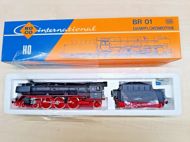 ROCO H0 04119 - Dampflok BR 01 147 der DB Epoche III -266 EUR 69,00 ...