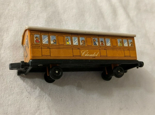 ERTL THOMAS FRIENDS Railway Train Tank Engine Clarabel Coach Car EUR 5 ...