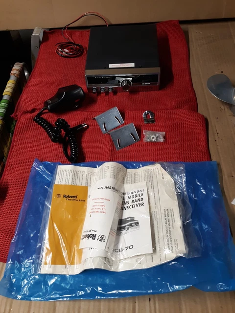 NOS ROBERTS 23 Channel CB Radio RCB-70 With Microphone in original box ...