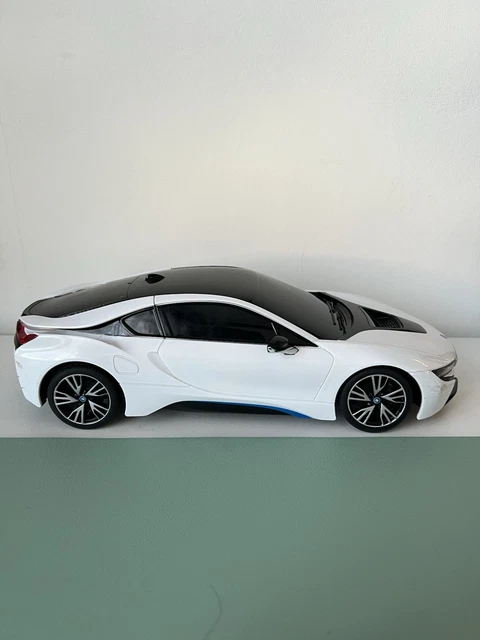 RASTAR BMW I8 Model Remote Control Car 1:24 Scale Spares Or Repairs £9. ...