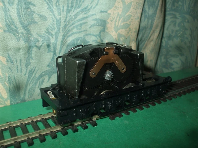 HORNBY LNER A3/A4 CLASS MOTORISED TENDER CHASSIS ONLY - BLACK WHEELS ...