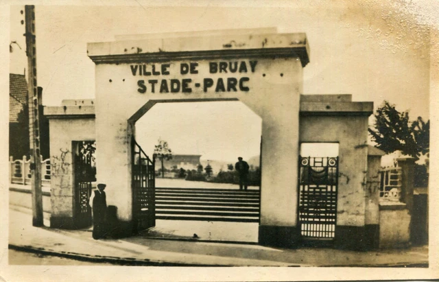 CARTE BRUAY LA BUISSIERE Entrée du Stade de Bruay en Artois EUR 5,00 ...