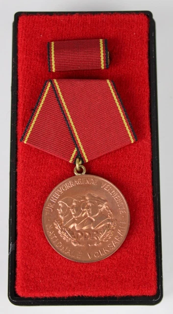 MEDAILLE NVA DDR Hervorragende Verdienste Bronze mittlere Fertig im ...