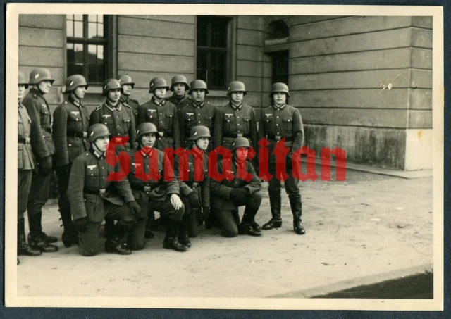 C6/4 WW2 ORIGINAL German Photo Of Wehrmacht Infantry Wearing Tunic And ...