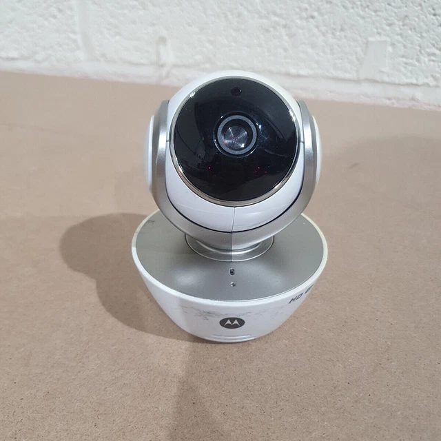 MOTOROLA FOCUS85 WHITE Wi-Fi Night Vision HD Indoor Security Camera ...