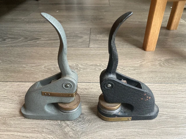 VINTAGE ANTIQUE CAST Iron Notarial Letter Press Stamp Seal Machines ...