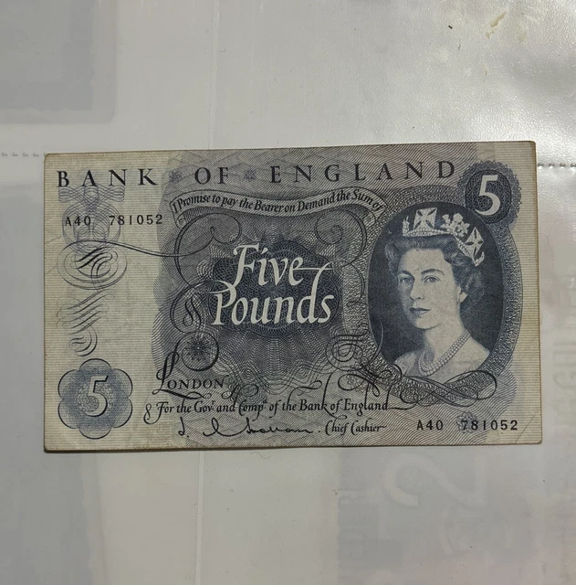 VINTAGE OLD RETRO British Paper Money £5 Bank of England £40.00 ...