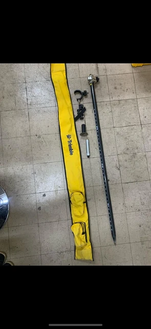 1-5M TRIMBLE USED VGC pole on c/w bag, foot, mini extn and 2 part clamp ...