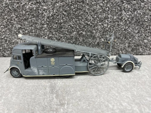 FIRE BRIGADE MODELS - No. FBM03 - 1/48th scale - Fordson 7V Escape ...