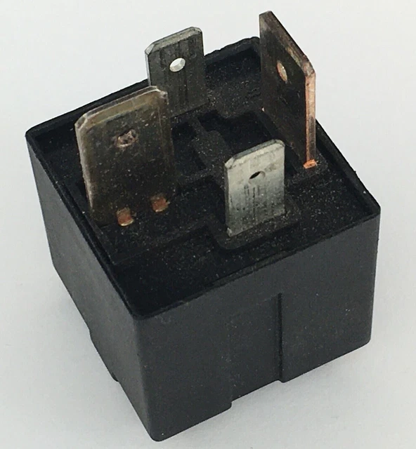 VAUXHALL OPEL (2005-2015) 4-Pin Black Relay GM 13245094 Multi-Use 692. ...