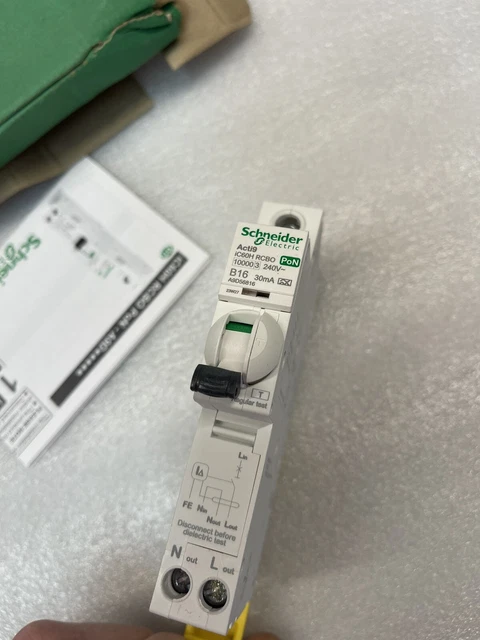 SCHNEIDER A9D05816 RCBO 16Amp 30mA Type B iC60H Acti9 Pon £22.74 - PicClick UK