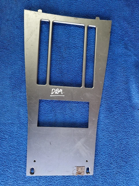 ASTON MARTIN DB9 Vantage Centre Console £30.00 - PicClick UK