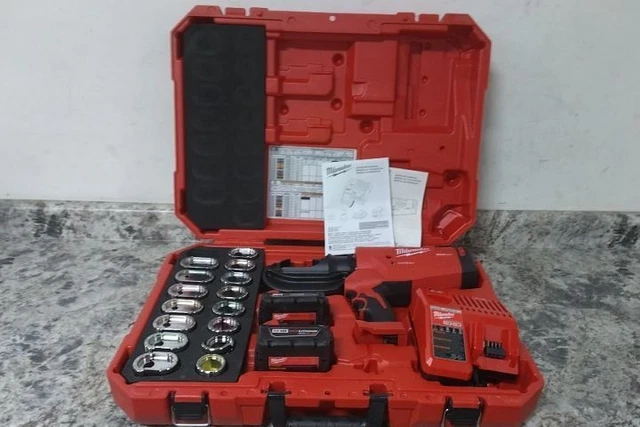 MILWAUKEE 2779-750A 18 V 12 Tonnen Max Crimpkraft Akku Crimpwerkzeug ...