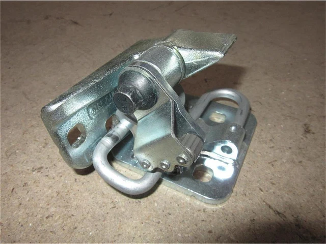 MERCEDES BENZ ORIGINAL Actros W943 Hinge Door Bottom Right A0007230141 ...