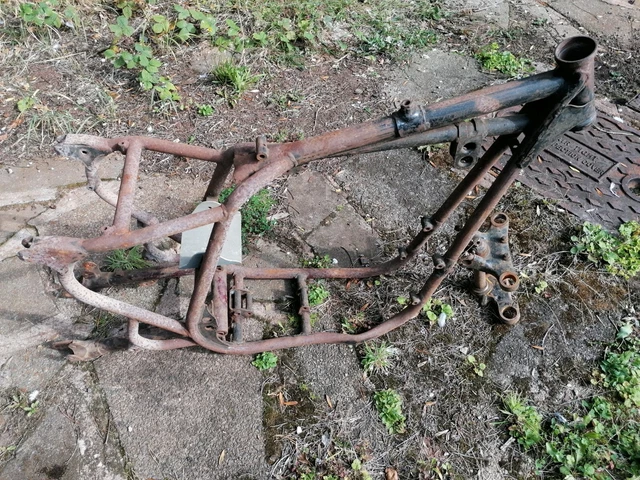 BSA B31 FRAME Goldstar Replica, Cafe Racer Project £1,000.00 - PicClick UK