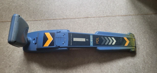 DÉTECTEUR DE RÉSEAUX pr de marque radiodetection model RD8100 EUR 300 ...