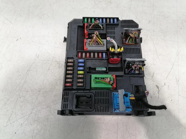 PEUGEOT 2008 FUSE Relay Box Bcm Body Control Module 9807532080 Mk1 A94 ...