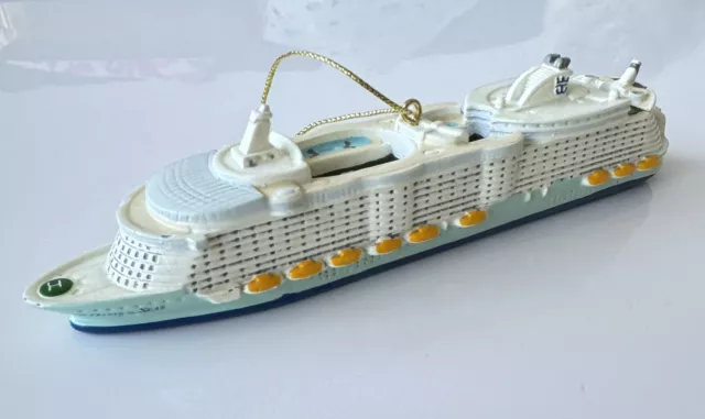 ROYAL CARIBBEAN OASIS Of The Seas Mini Model Cruise Ship 14CM £31.01 ...